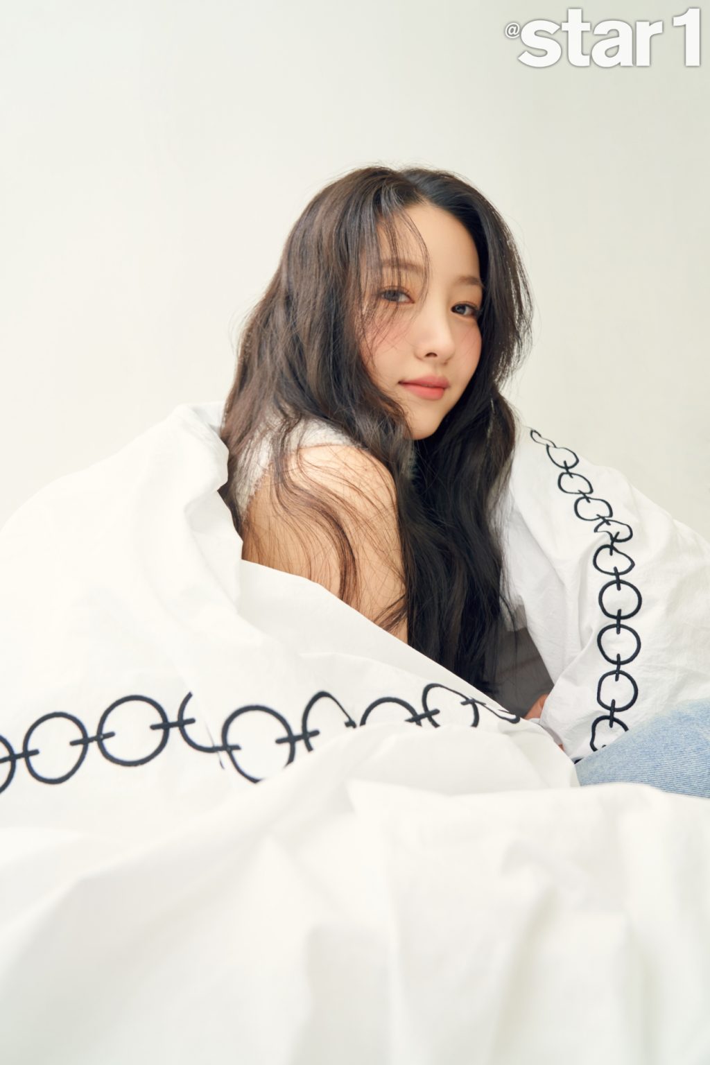 Kim Sowon Thanks GFRIEND For Their Unconditional Support, Picks Her ...