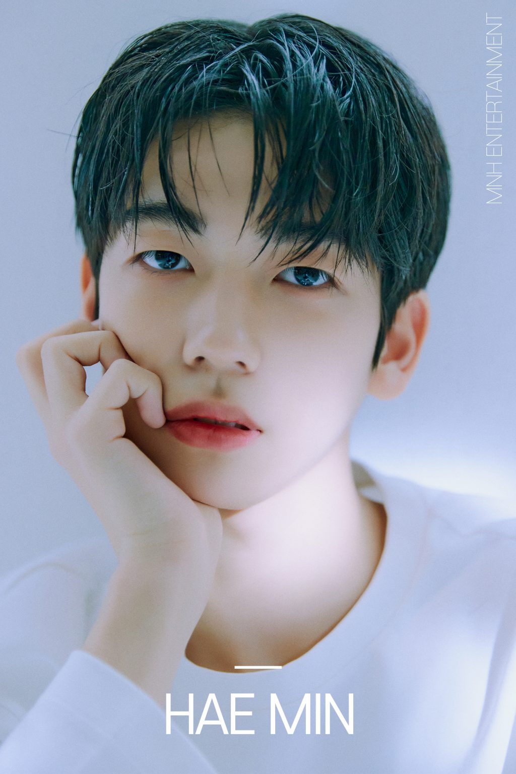 Watch: MNH Entertainment’s New Boy Group 8TURN Unveils Their Charms In ...