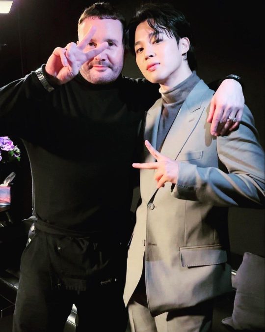 BTS's Jimin Hangs Out With Robert Pattinson, David Beckham, And More At Paris Fashion Week | Soompi
