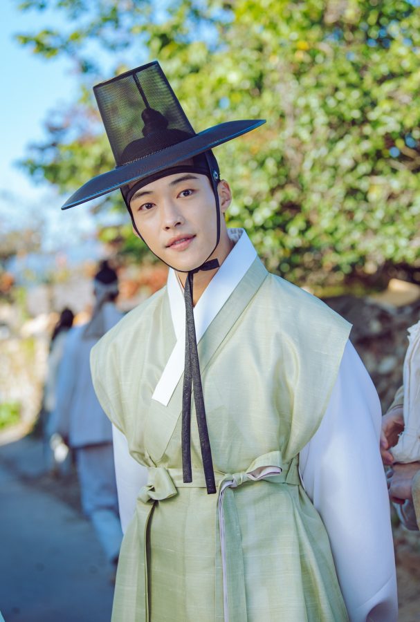 Woo Do Hwan Transforms Into An Attorney Who Seeks Revenge Through Law ...