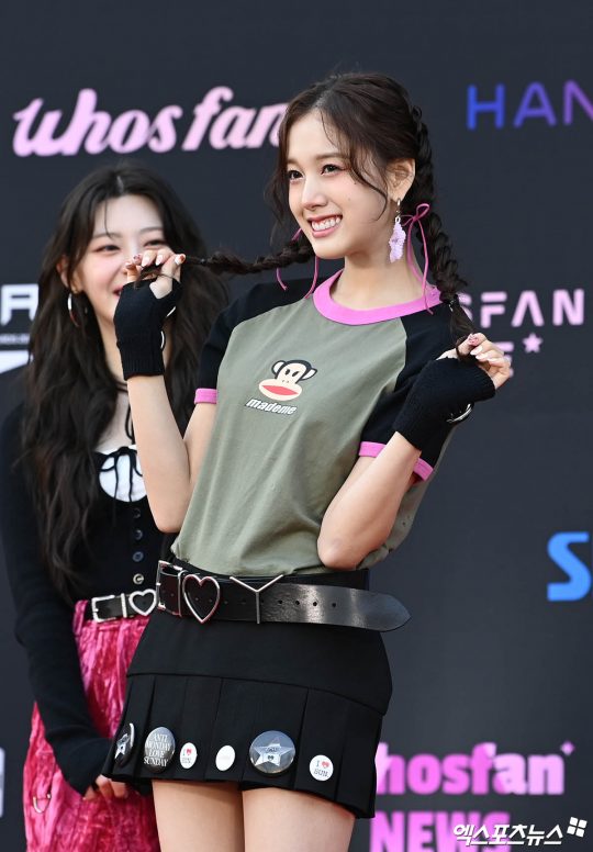 Stars Walk The Hanteo Music Awards 2022 Red Carpet | Soompi