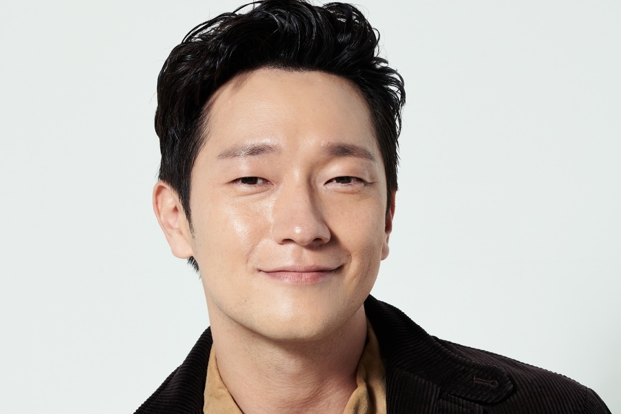 Son Suk Ku In Talks For Hong Sisters' New Romance Drama | Soompi