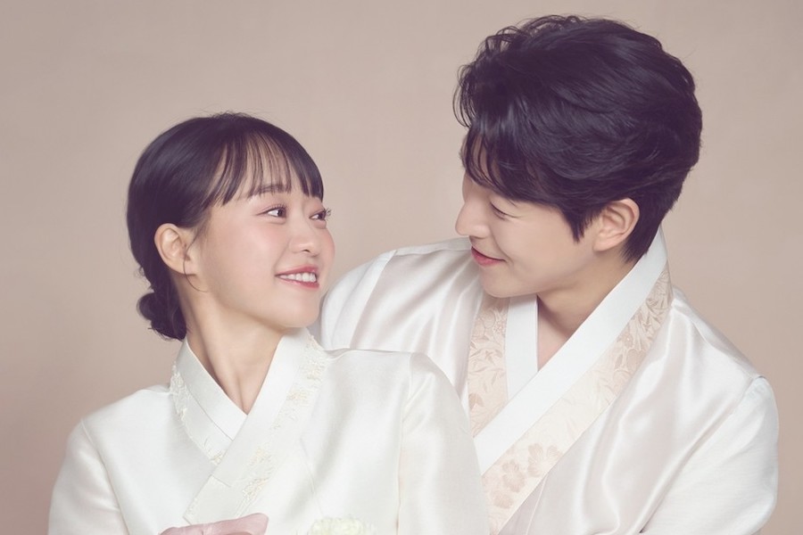 Forestella's Bae Doo Hoon And Musical Actress Kang Yeon Jung Share ...