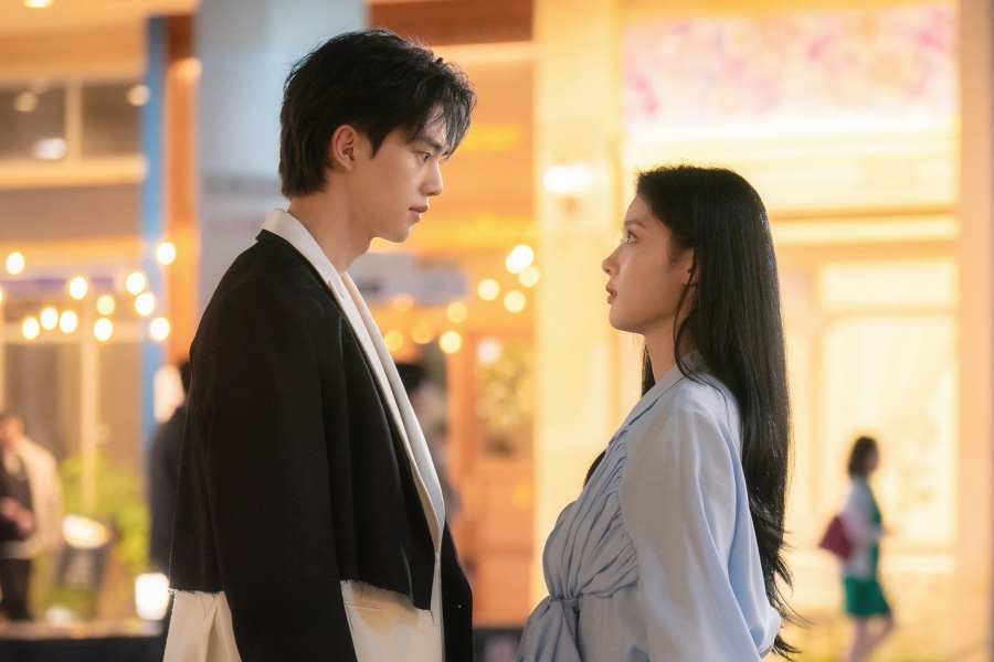 Song Kang And Kim Yoo Jung's Relationship Starts To Change In "My Demon" | Soompi