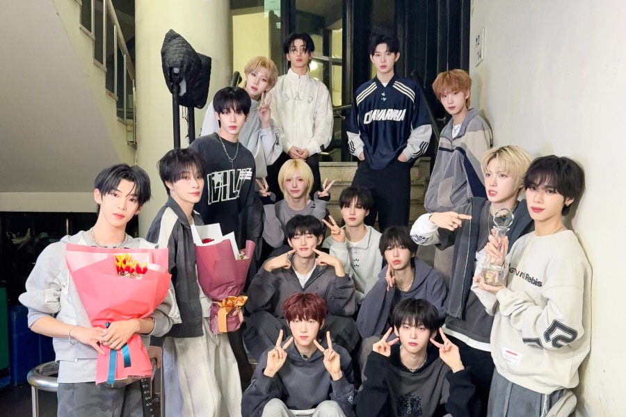 Watch: idntt Takes 1st-Ever Win On "Music Bank" With “Pretty Boy Swag ...