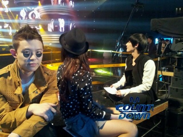 Mnet "M! Countdown" – Mar. 8, 2012