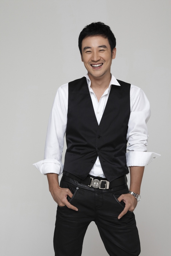 Uhm Tae Woong Reveals His Thoughts on Returning to "1 Night 2 Days ...