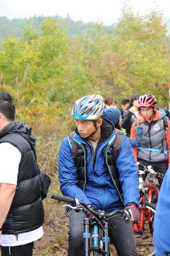 BTS Autumn 2010 Cass Beer (2PM) | Soompi